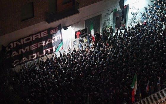 Roman salute - FasciPedia